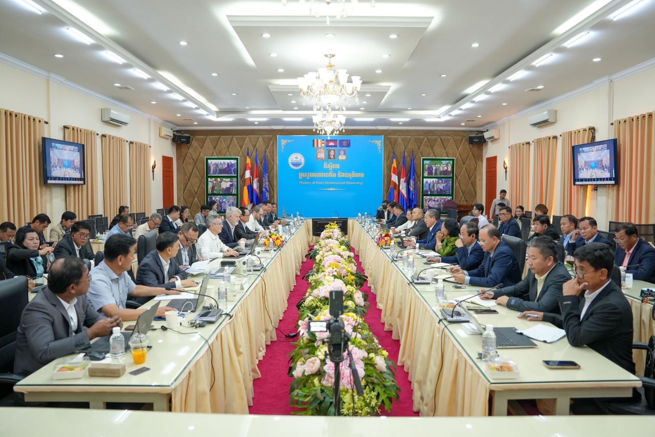 ឯកឧត្តម ចាន់ ស៊ីណាត រដ្ឋលេខាធិការ អញ្ជើញដឹកនាំកិច្ចប្រជុំ Kick off ...